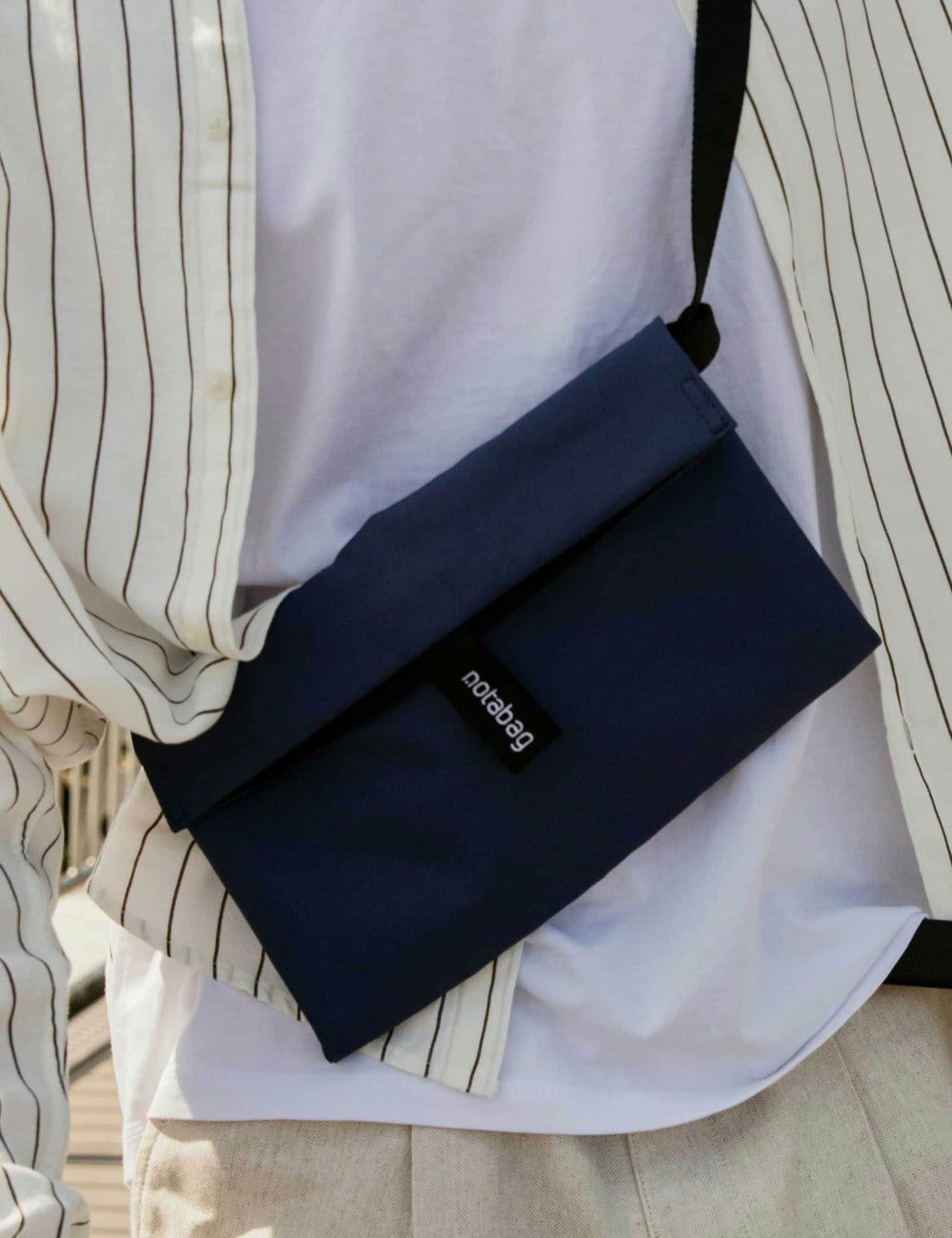 Notabag Crossbody Black - Recycled and Expandable